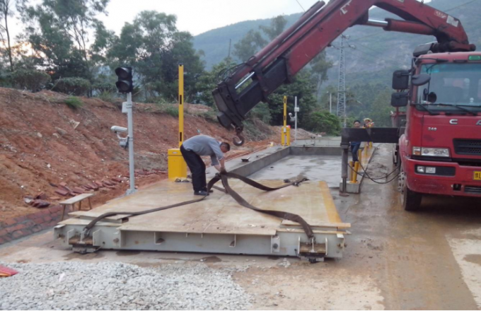 10mm Thickness Vehicle Weight Scales , Truck Weight Machine U Shaped Beam